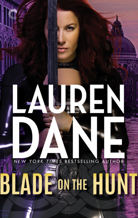 At Blade’s Edge | Lauren Dane